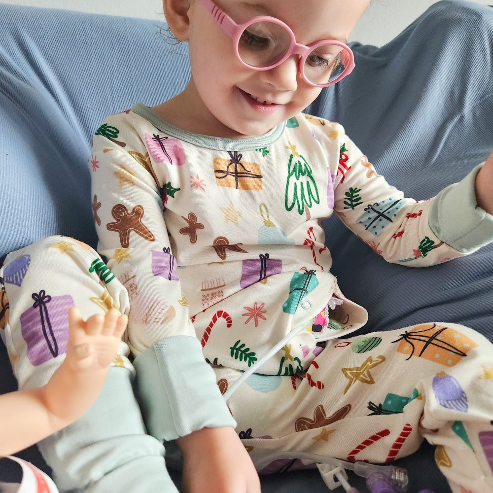 Discover adaptive clothing for medically complex babies