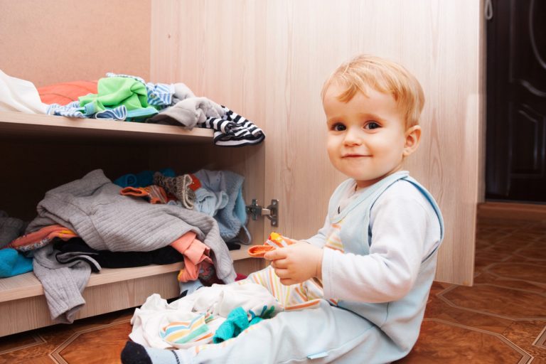 Simple Strategies to Help Your Child Learn to Dress Independently ...