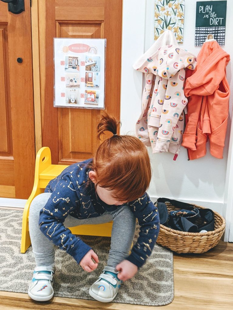 Simple Strategies to Help Your Child Learn to Dress Independently ...